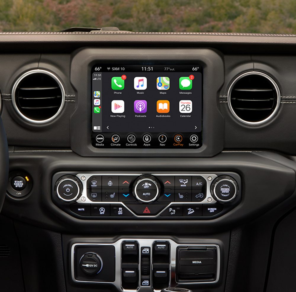 Jeep® Wrangler Technology - Uconnect System & More